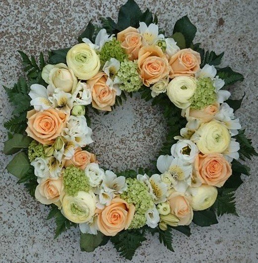 Fersken krans - Kranser - FRUDALEN HAGESENTER AS